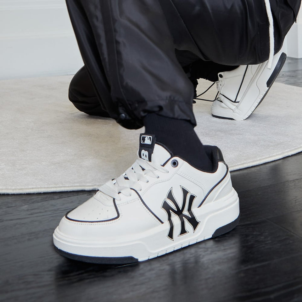 Shoes | MLB Global