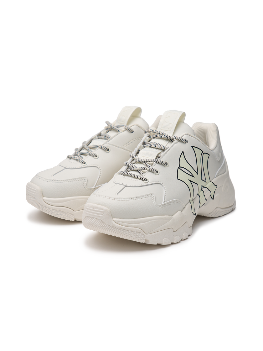 Shoes | MLB Global